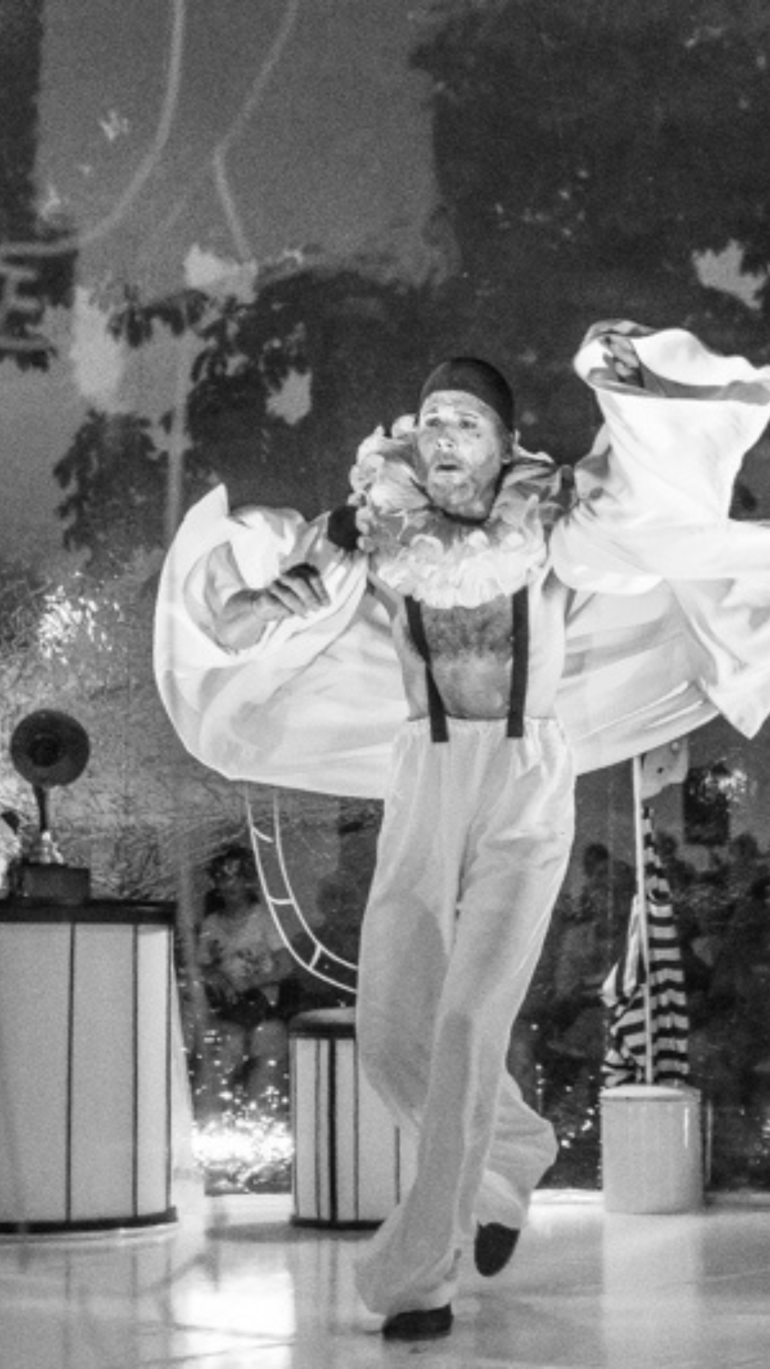 Bubbling with Magic: ‘La Bulle’ — Kingston Theatre Alliance